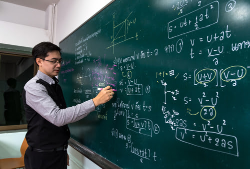 The 5 Best Doctor of Physics (Ph.D. Physics) Degree Programs: Salary ...